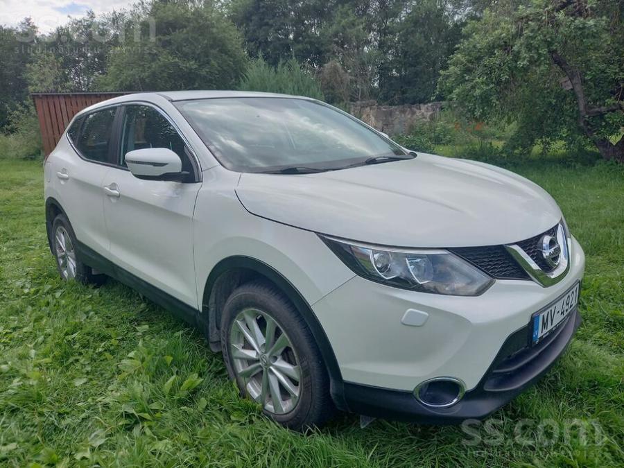 Balts Nissan Qashqai 2016 Rīga, ar dzinēja tilpumu 1.20 L un nobraukumu 111 tūkst. km par 9990 €, foto 1 vietnē AUTOMOTO.COM.LV