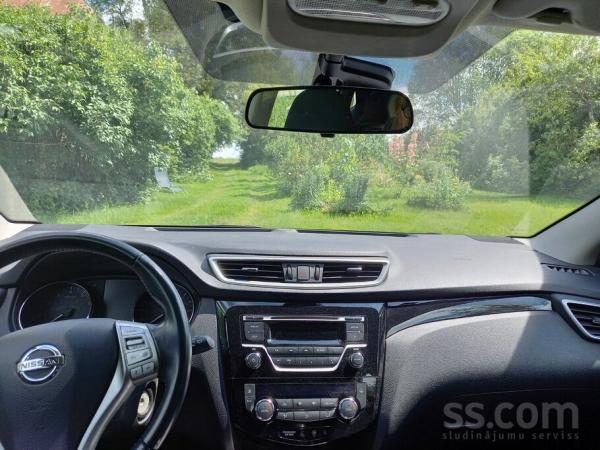 Balts Nissan Qashqai 2016 Rīga, ar dzinēja tilpumu 1.20 L un nobraukumu 111 tūkst. km par 9990 €, foto 5 vietnē AUTOMOTO.COM.LV