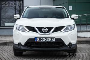 Белый Ниссан Кашкай 2016 в Тукумс, объемом двигателя 1.20 л и пробегом 133 тыс. км за 10500 €, фото 3 на AUTOMOTO.COM.LV
