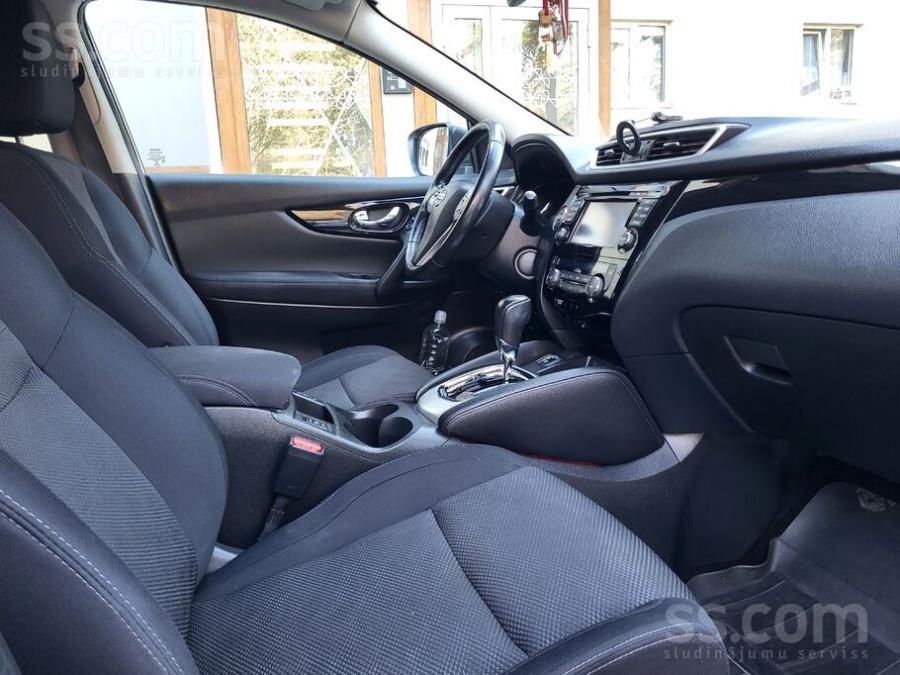 Balts Nissan Qashqai 2016 Rīga, ar dzinēja tilpumu 1.60 L un nobraukumu 140 tūkst. km par 7700 €, foto 12 vietnē AUTOMOTO.COM.LV