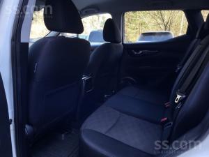 Balts Nissan Qashqai 2016 Rīga, ar dzinēja tilpumu 1.60 L un nobraukumu 140 tūkst. km par 7700 €, foto 13 vietnē AUTOMOTO.COM.LV