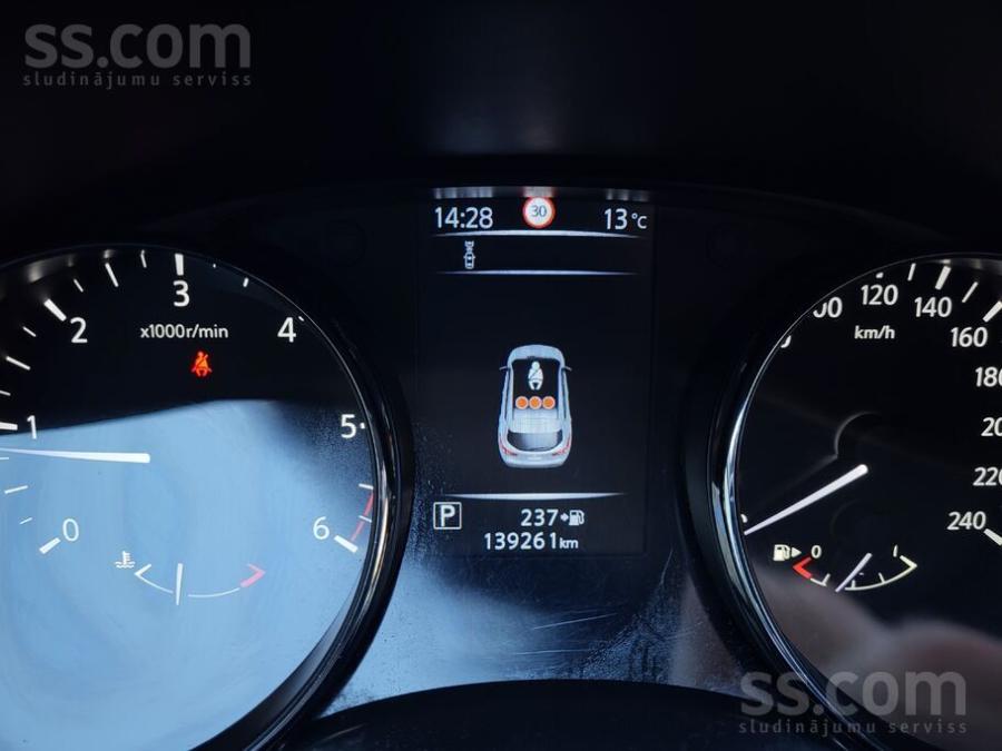 Balts Nissan Qashqai 2016 Rīga, ar dzinēja tilpumu 1.60 L un nobraukumu 140 tūkst. km par 7700 €, foto 15 vietnē AUTOMOTO.COM.LV