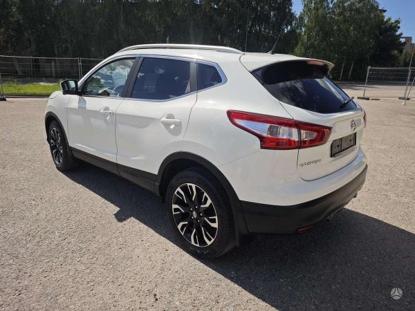 Balts Nissan Qashqai 2016 Kretinga, ar dzinēja tilpumu 1.20 L un nobraukumu 123 tūkst. km par 9350 €, foto 4 vietnē AUTOMOTO.COM.LV