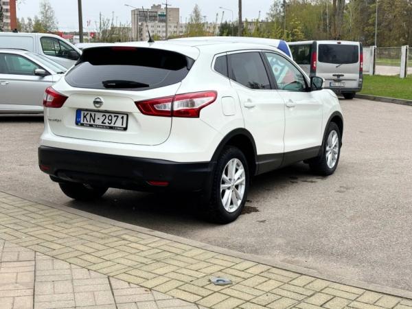 Белый Ниссан Кашкай 2016 в Рига, объемом двигателя 1.20 л и пробегом 158 тыс. км за 10950 €, фото 5 на AUTOMOTO.COM.LV