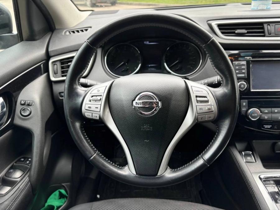 Balts Nissan Qashqai 2016 Rīga, ar dzinēja tilpumu 1.20 L un nobraukumu 158 tūkst. km par 10950 €, foto 15 vietnē AUTOMOTO.COM.LV
