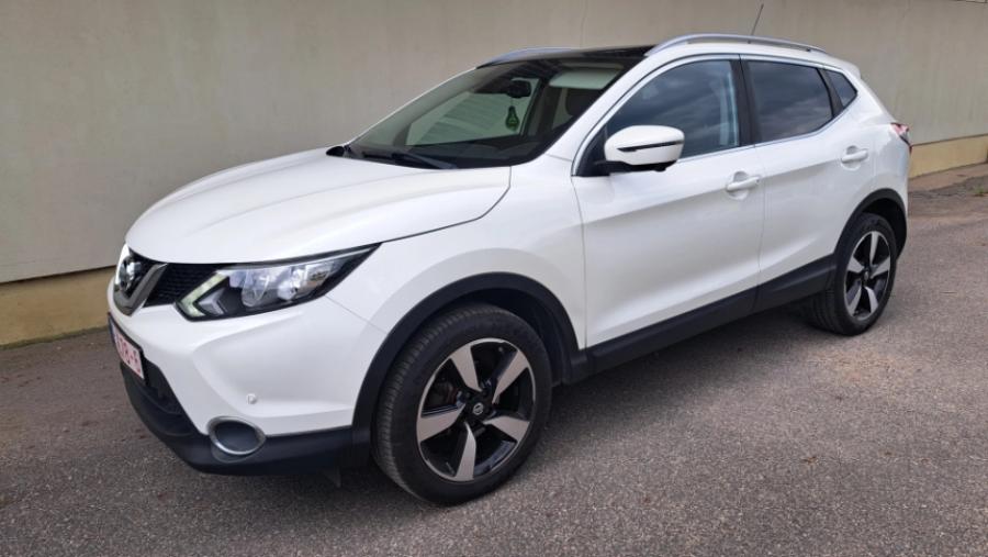 Balts Nissan Qashqai 2016 Rīga, ar dzinēja tilpumu 1.60 L un nobraukumu 189 tūkst. km par 10550 €, foto 1 vietnē AUTOMOTO.COM.LV