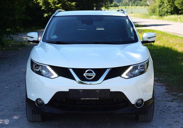 Balts Nissan Qashqai 2016 Kretinga, ar dzinēja tilpumu 1.20 L un nobraukumu 123 tūkst. km par 9199 €, foto 5 vietnē AUTOMOTO.COM.LV