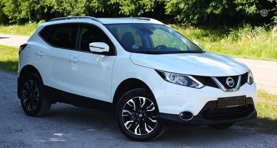 White Nissan Qashqai 2016 in Kretinga, with an engine capacity of 1.20 L and mileage of 123 thousand km for 9199 €, photo 10 on AUTOMOTO.COM.LV
