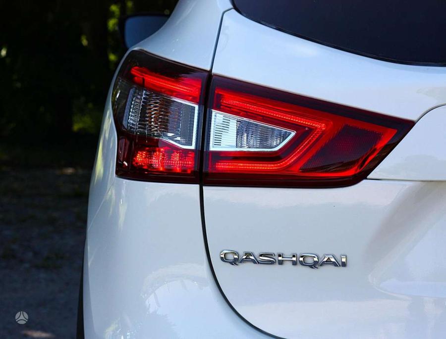White Nissan Qashqai 2016 in Kretinga, with an engine capacity of 1.20 L and mileage of 123 thousand km for 9199 €, photo 17 on AUTOMOTO.COM.LV