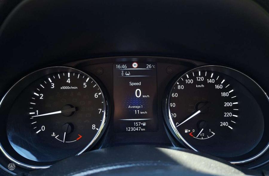 White Nissan Qashqai 2016 in Kretinga, with an engine capacity of 1.20 L and mileage of 123 thousand km for 9199 €, photo 29 on AUTOMOTO.COM.LV