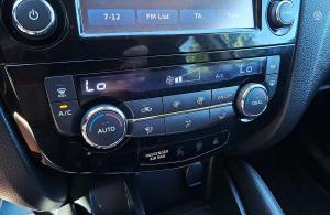 White Nissan Qashqai 2016 in Kretinga, with an engine capacity of 1.20 L and mileage of 123 thousand km for 9199 €, photo 36 on AUTOMOTO.COM.LV