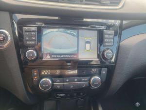 White Nissan Qashqai 2016 in Taurage, with an engine capacity of 1.46 L and mileage of 260 thousand km for 7700 €, photo 14 on AUTOMOTO.COM.LV