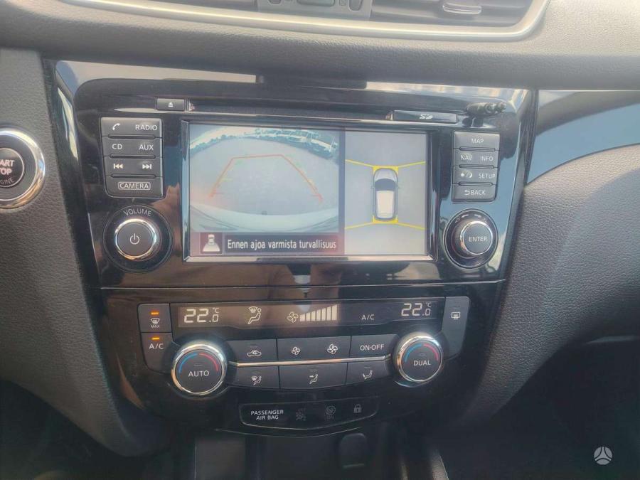 White Nissan Qashqai 2016 in Taurage, with an engine capacity of 1.46 L and mileage of 260 thousand km for 7700 €, photo 14 on AUTOMOTO.COM.LV