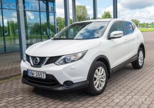 White Nissan Qashqai 2016 in Cesis, with an engine capacity of 1.20 L and mileage of 162 thousand km for 8250 €, photo  on AUTOMOTO.COM.LV