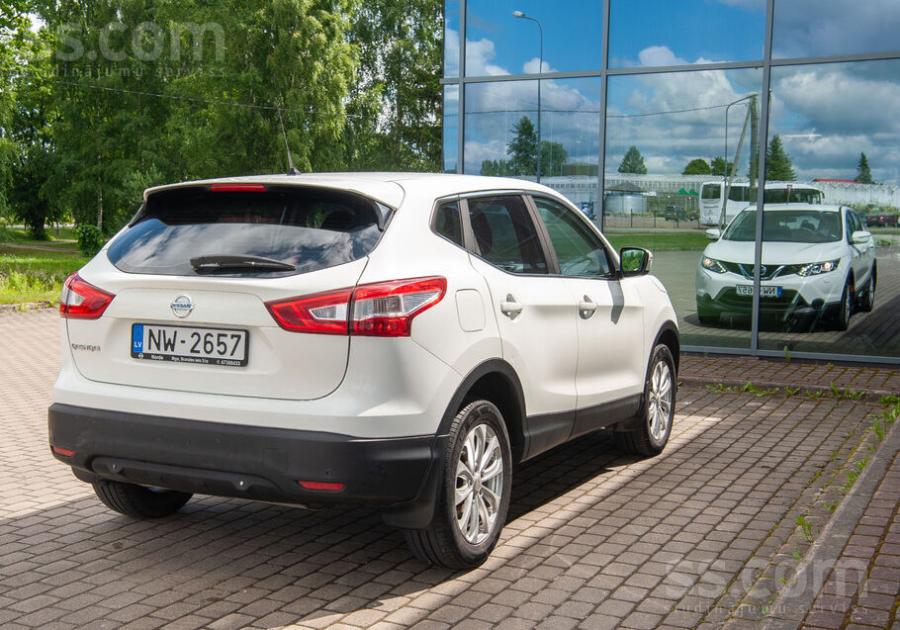 Balts Nissan Qashqai 2016 Cēsis, ar dzinēja tilpumu 1.20 L un nobraukumu 162 tūkst. km par 8250 €, foto 6 vietnē AUTOMOTO.COM.LV