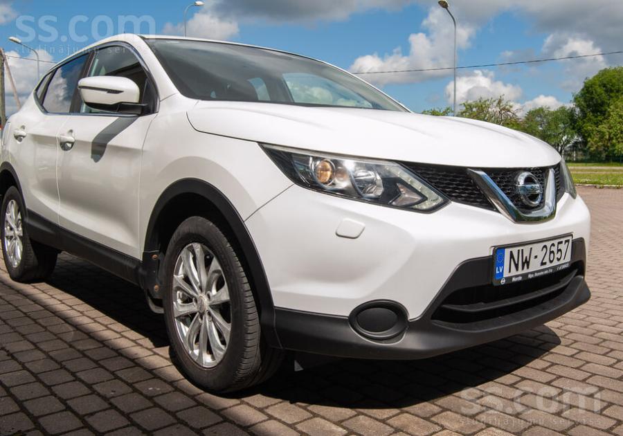 Balts Nissan Qashqai 2016 Cēsis, ar dzinēja tilpumu 1.20 L un nobraukumu 162 tūkst. km par 8250 €, foto 9 vietnē AUTOMOTO.COM.LV