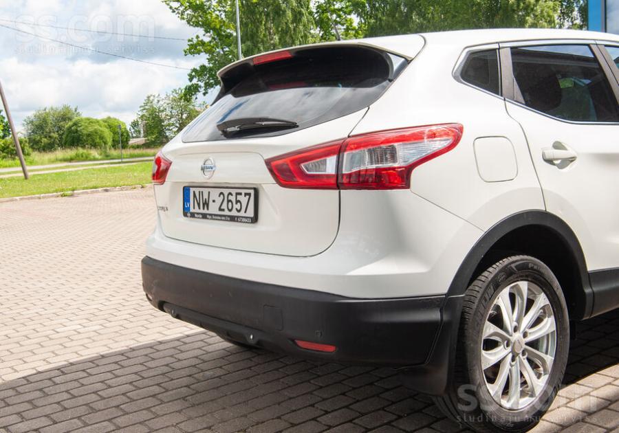 Balts Nissan Qashqai 2016 Cēsis, ar dzinēja tilpumu 1.20 L un nobraukumu 162 tūkst. km par 8250 €, foto 11 vietnē AUTOMOTO.COM.LV
