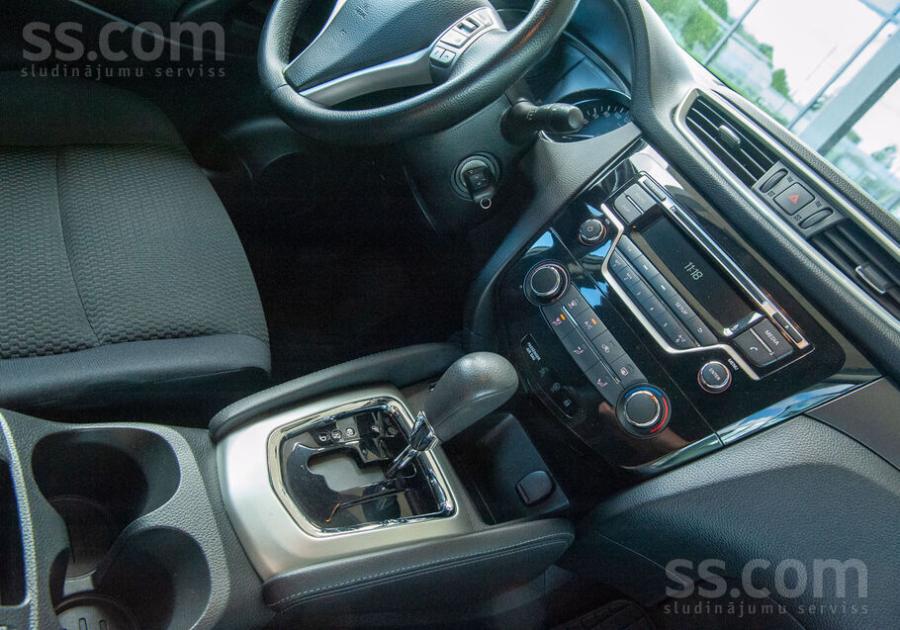 Balts Nissan Qashqai 2016 Cēsis, ar dzinēja tilpumu 1.20 L un nobraukumu 162 tūkst. km par 8250 €, foto 23 vietnē AUTOMOTO.COM.LV