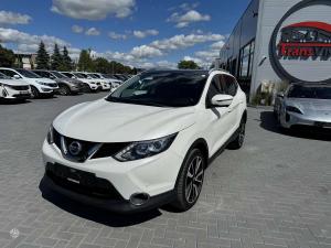 Balts Nissan Qashqai 2016 Telšiai, ar dzinēja tilpumu 1.60 L un nobraukumu 202 tūkst. km par 7700 €, foto  vietnē AUTOMOTO.COM.LV