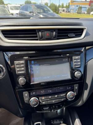 White Nissan Qashqai 2016 in Telschi, with an engine capacity of 1.60 L and mileage of 202 thousand km for 7700 €, photo 34 on AUTOMOTO.COM.LV