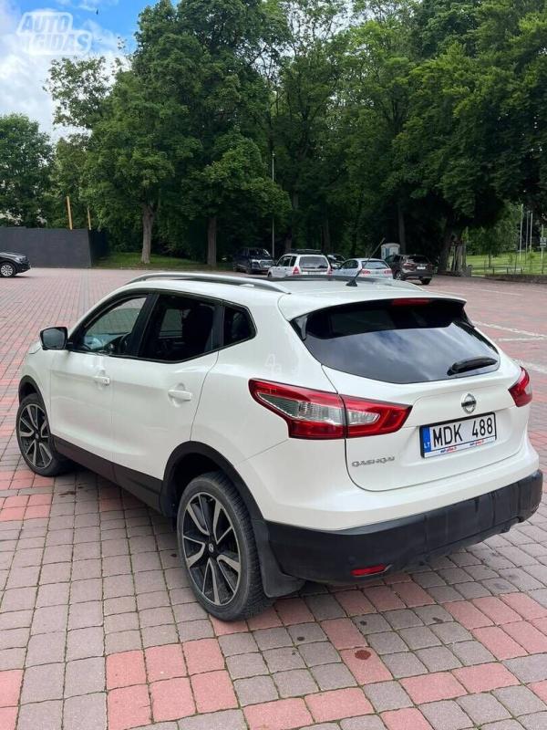 Balts Nissan Qashqai 2016 Viļņa, ar dzinēja tilpumu 1.20 L un nobraukumu 163 tūkst. km par 8850 €, foto 4 vietnē AUTOMOTO.COM.LV