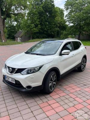White Nissan Qashqai 2016 in Vilnius, with an engine capacity of 1.20 L and mileage of 163 thousand km for 8850 €, photo 6 on AUTOMOTO.COM.LV