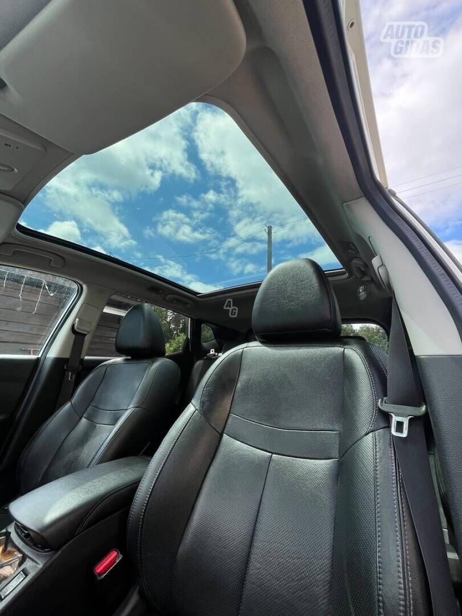 White Nissan Qashqai 2016 in Vilnius, with an engine capacity of 1.20 L and mileage of 163 thousand km for 8850 €, photo 13 on AUTOMOTO.COM.LV