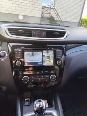 White Nissan Qashqai 2016 in Telschi, with an engine capacity of 1.60 L and mileage of 340 thousand km for 5500 €, photo 15 on AUTOMOTO.COM.LV