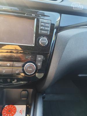 White Nissan Qashqai 2016 in Telschi, with an engine capacity of 1.60 L and mileage of 340 thousand km for 5500 €, photo 18 on AUTOMOTO.COM.LV