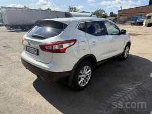 Белый Ниссан Кашкай 2016 в Рига, объемом двигателя 1.20 л и пробегом 129 тыс. км за 9950 €, фото 4 на AUTOMOTO.COM.LV