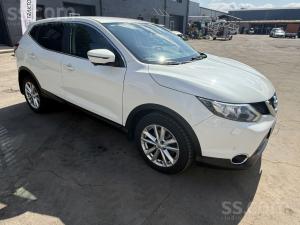 Белый Ниссан Кашкай 2016 в Рига, объемом двигателя 1.20 л и пробегом 129 тыс. км за 9950 €, фото 5 на AUTOMOTO.COM.LV