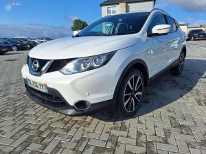 White Nissan Qashqai 2016 in Taurage, with an engine capacity of 1.20 L and mileage of 114 thousand km for 7900 €, photo  on AUTOMOTO.COM.LV