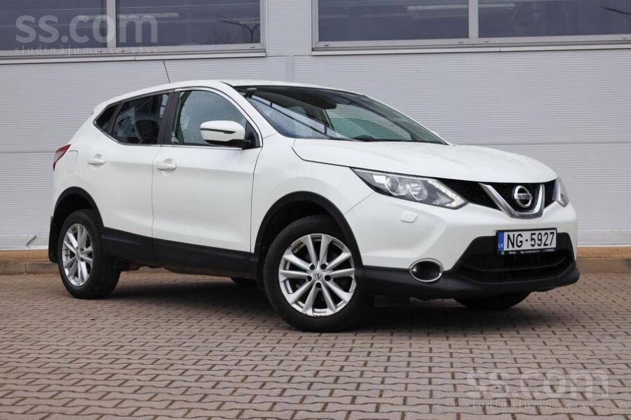 Balts Nissan Qashqai 2016 Rīga, ar dzinēja tilpumu 1.20 L un nobraukumu 113 tūkst. km par 7995 €, foto 4 vietnē AUTOMOTO.COM.LV