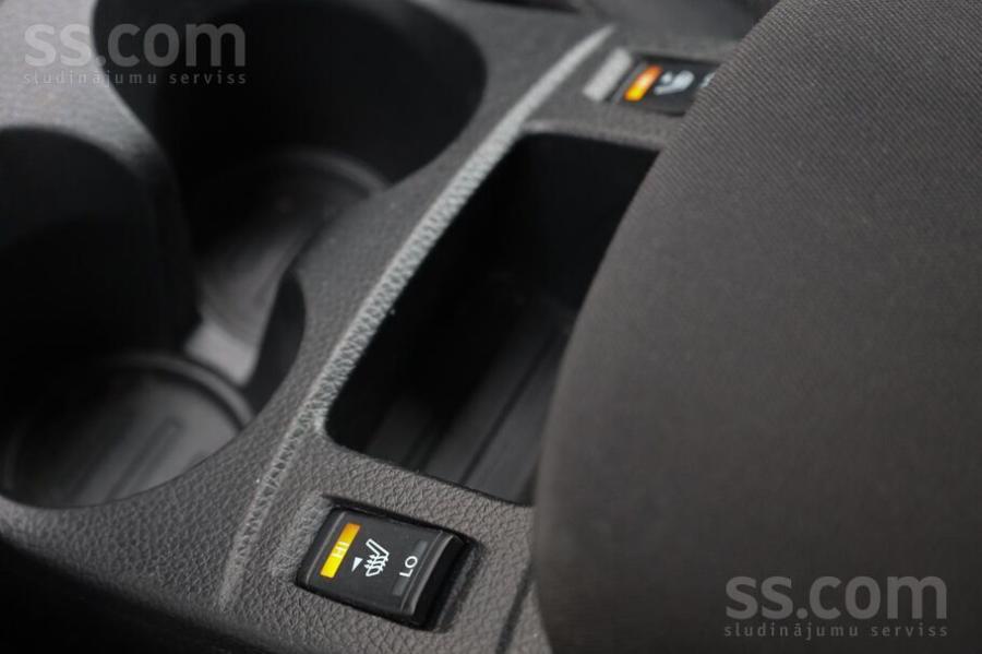 Balts Nissan Qashqai 2016 Rīga, ar dzinēja tilpumu 1.20 L un nobraukumu 113 tūkst. km par 7995 €, foto 18 vietnē AUTOMOTO.COM.LV