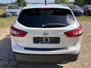 Balts Nissan Qashqai 2016 Prienai, ar dzinēja tilpumu 1.60 L un nobraukumu 198 tūkst. km par 9555 €, foto 5 vietnē AUTOMOTO.COM.LV
