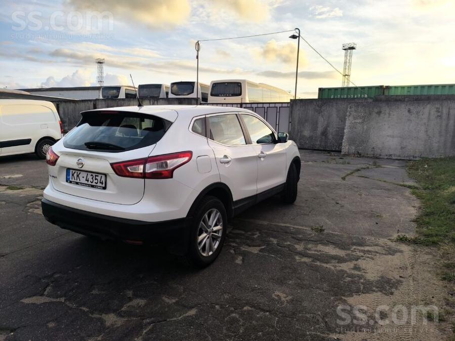 Balts Nissan Qashqai 2016 Rīga, ar dzinēja tilpumu 1.20 L un nobraukumu 192 tūkst. km par 7400 €, foto 3 vietnē AUTOMOTO.COM.LV