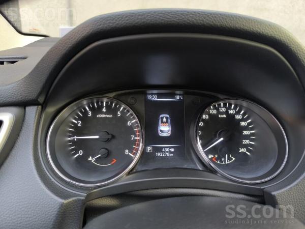 Balts Nissan Qashqai 2016 Rīga, ar dzinēja tilpumu 1.20 L un nobraukumu 192 tūkst. km par 7400 €, foto 6 vietnē AUTOMOTO.COM.LV
