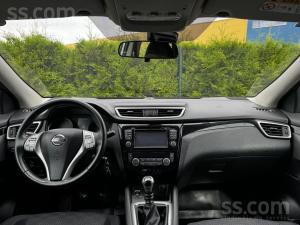 White Nissan Qashqai 2016 in Riga, with an engine capacity of 1.50 L and mileage of 277 thousand km for 5300 €, photo 14 on AUTOMOTO.COM.LV