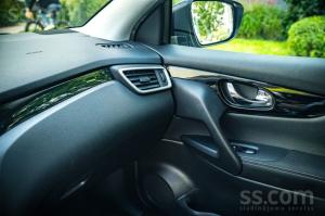 Balts Nissan Qashqai 2016 Rīga, ar dzinēja tilpumu 1.20 L un nobraukumu 111 tūkst. km par 7990 €, foto 21 vietnē AUTOMOTO.COM.LV