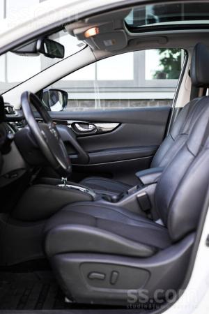 Balts Nissan Qashqai 2016 Rīga, ar dzinēja tilpumu 1.20 L un nobraukumu 103 tūkst. km par 12880 €, foto 7 vietnē AUTOMOTO.COM.LV