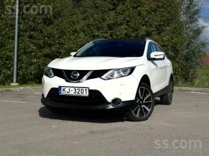 Белый Ниссан Кашкай 2016 в Рига, объемом двигателя 1.60 л и пробегом 92 тыс. км за 12500 €, фото  на AUTOMOTO.COM.LV
