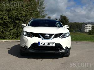 Белый Ниссан Кашкай 2016 в Рига, объемом двигателя 1.60 л и пробегом 92 тыс. км за 12500 €, фото 8 на AUTOMOTO.COM.LV