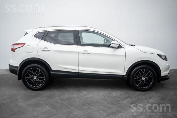 Ниссан Кашкай 2016 в Таллин на AUTOMOTO.COM.LV Белый Ниссан Кашкай 2016 в Таллин, объемом двигателя 1.20 л и пробегом 103 тыс. км за 9998 €, фото 7 на AUTOMOTO.COM.LV