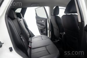Balts Nissan Qashqai 2016 Tallina, ar dzinēja tilpumu 1.20 L un nobraukumu 103 tūkst. km par 9998 €, foto 12 vietnē AUTOMOTO.COM.LV