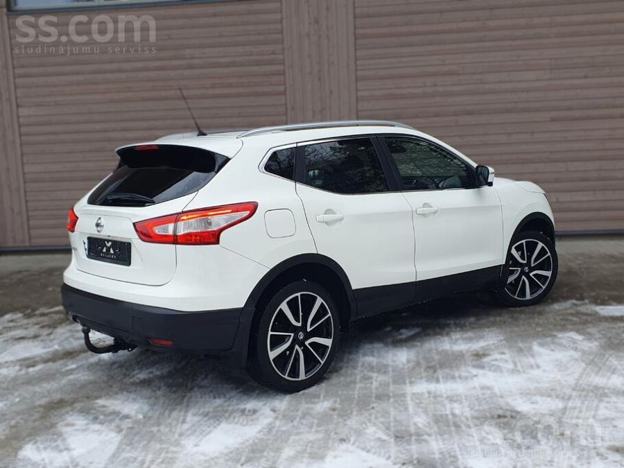 Balts Nissan Qashqai 2017 Rīga, ar dzinēja tilpumu 1.20 L un nobraukumu 136 tūkst. km par 9990 €, foto 5 vietnē AUTOMOTO.COM.LV