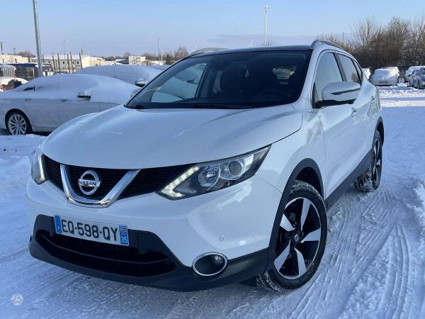 Balts Nissan Qashqai 2017 Tauragė, ar dzinēja tilpumu 1.60 L un nobraukumu 211 tūkst. km par 9200 €, foto 1 vietnē AUTOMOTO.COM.LV