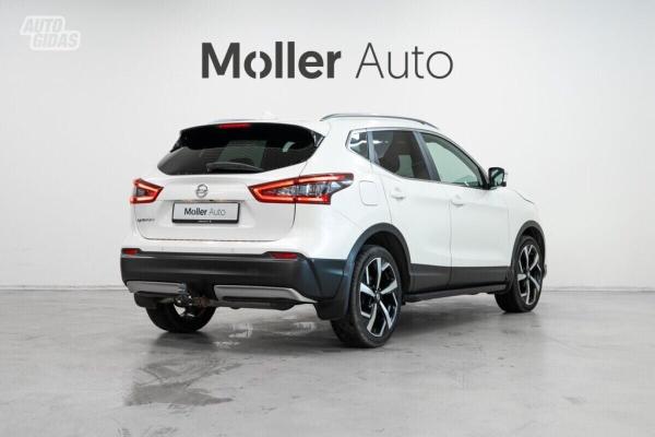 Balts Nissan Qashqai 2017 Viļņa, ar dzinēja tilpumu 1.60 L un nobraukumu 183 tūkst. km par 13350 €, foto 3 vietnē AUTOMOTO.COM.LV