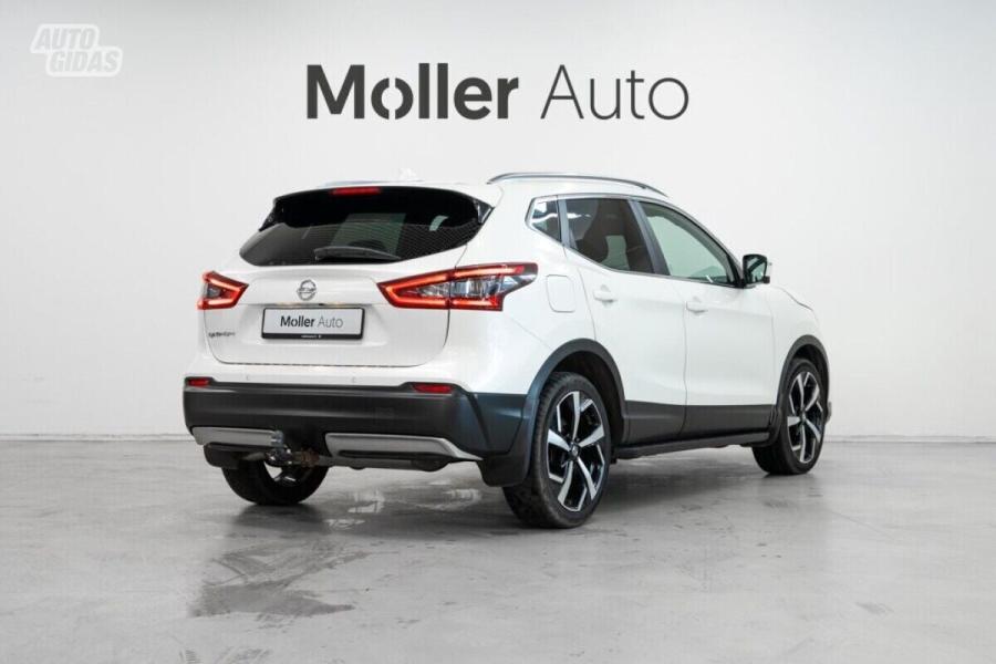Balts Nissan Qashqai 2017 Viļņa, ar dzinēja tilpumu 1.60 L un nobraukumu 183 tūkst. km par 13350 €, foto 4 vietnē AUTOMOTO.COM.LV