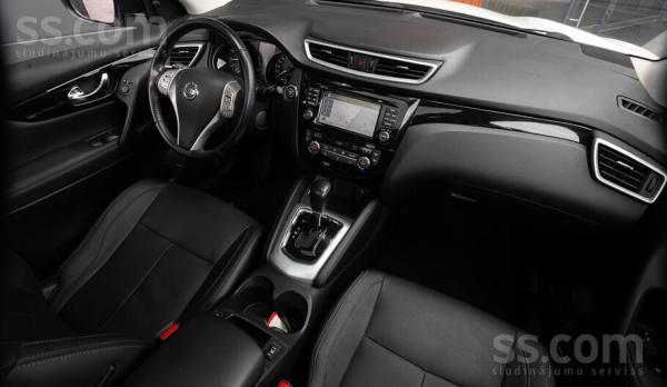 White Nissan Qashqai 2017 in Jelgava, with an engine capacity of 1.20 L and mileage of 0 thousand km for 5800 €, photo 10 on AUTOMOTO.COM.LV