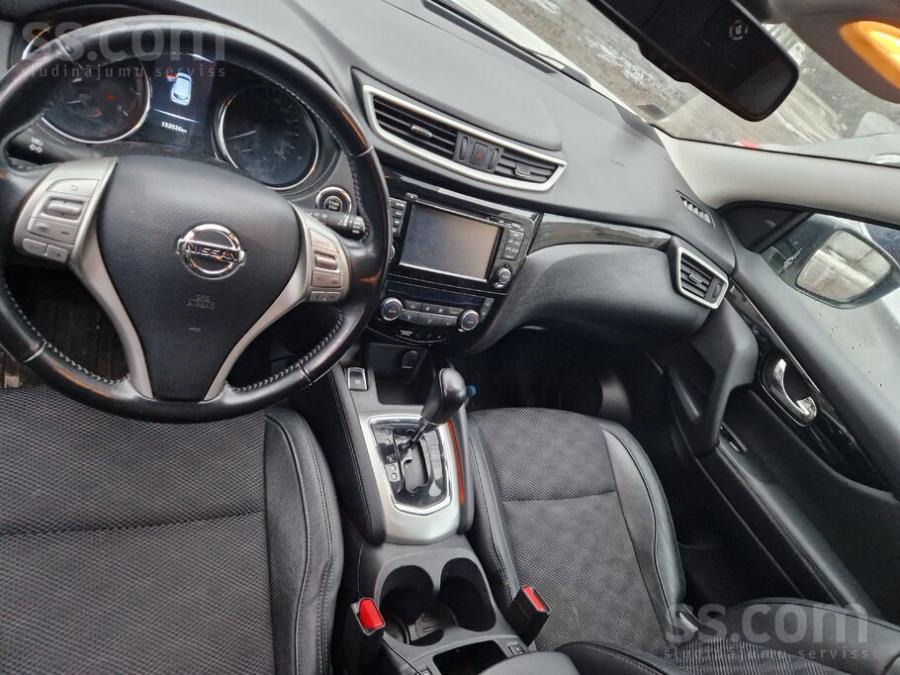 Balts Nissan Qashqai 2017 Jūrmala, ar dzinēja tilpumu 1.20 L un nobraukumu 165 tūkst. km par 9000 €, foto 4 vietnē AUTOMOTO.COM.LV